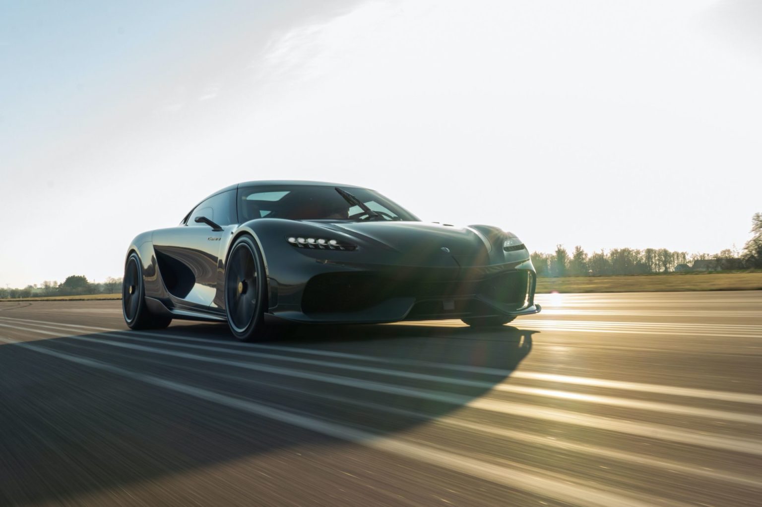 Koenigsegg Gemera - the worlds coolest family car - Dubi Cars - New and ...