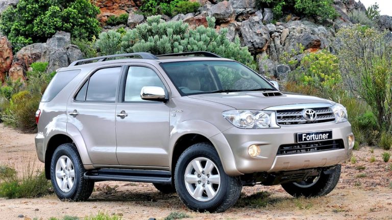 DubiCars Car Spotlight — Toyota Fortuner: A Reliable, Dependable ...