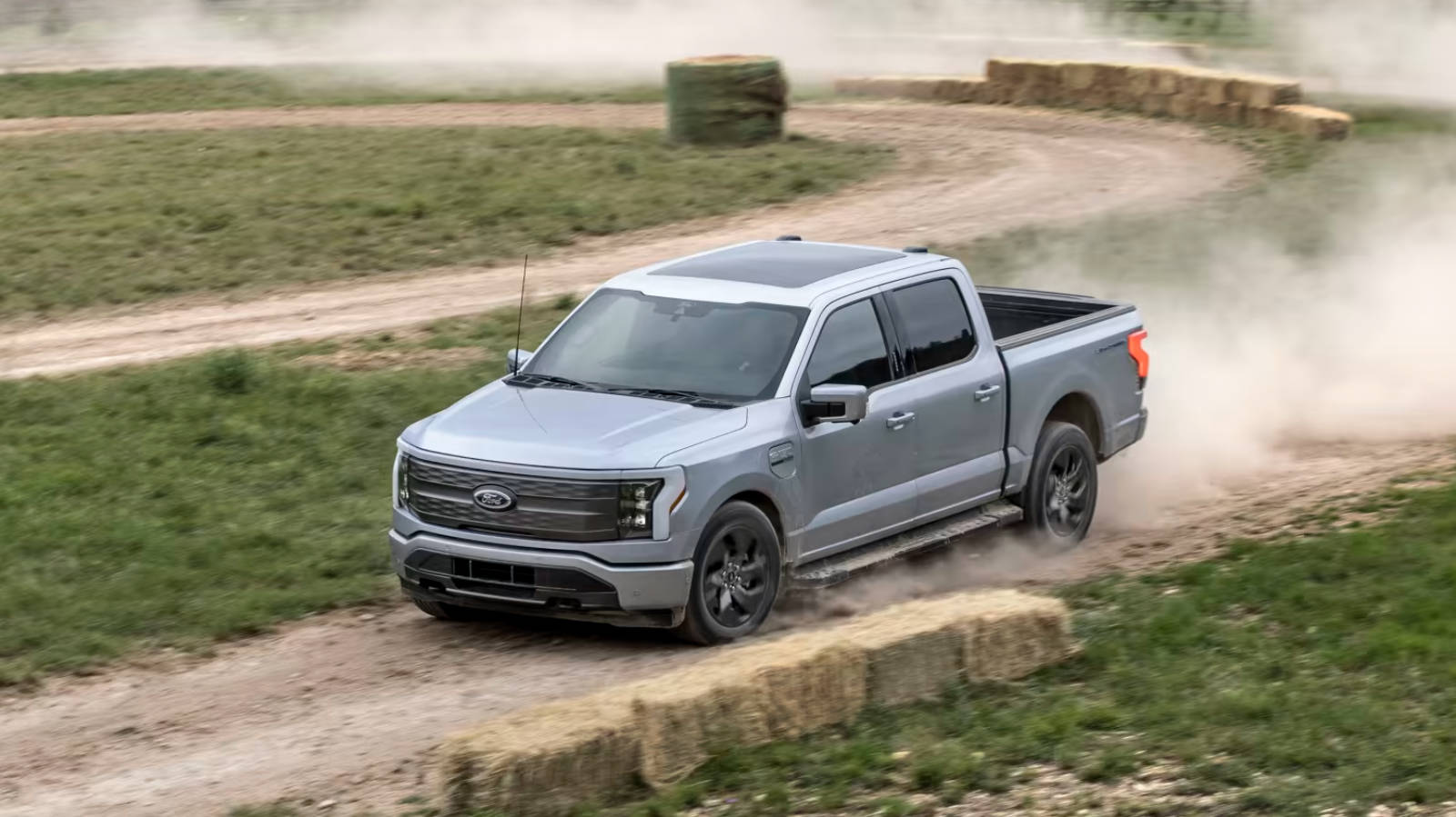 Tesla Cybertruck vs Ford F-150 Lightning: Unleashing The Electric Rivalry