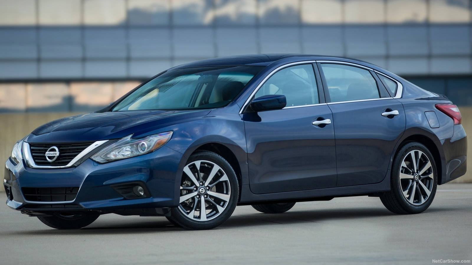 Nissan Altima Review: Price, Specs, Features, Performance