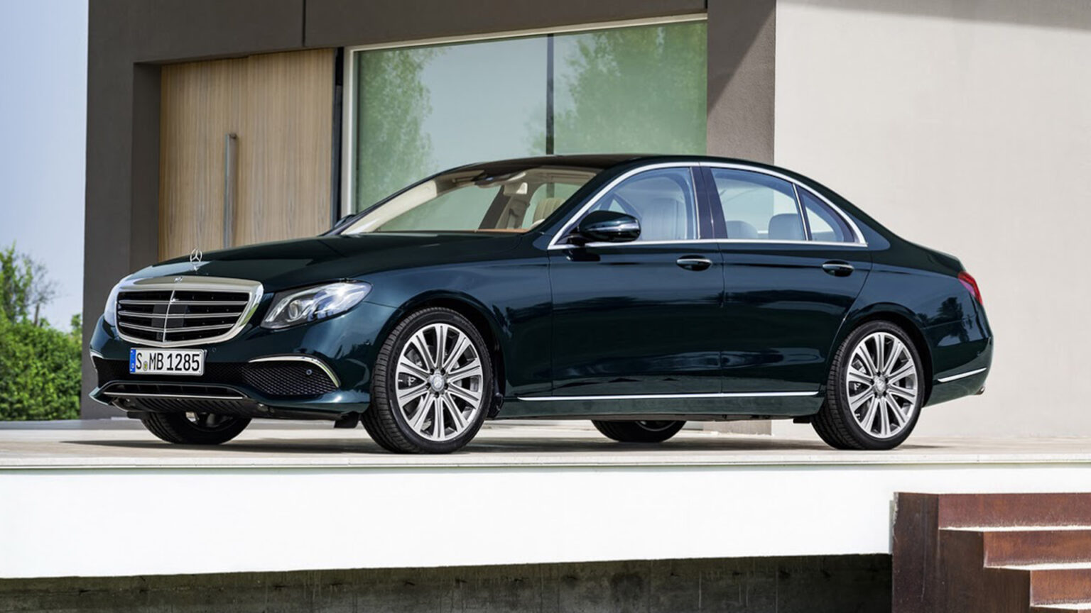 Mercedes-Benz E-Class History, Generations & More Details