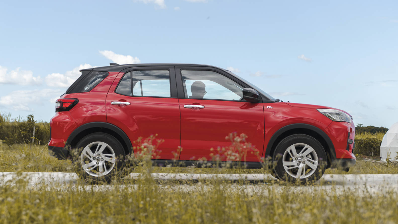 Toyota Raize vs Suzuki Fronx Comparison: Specs, Price & More