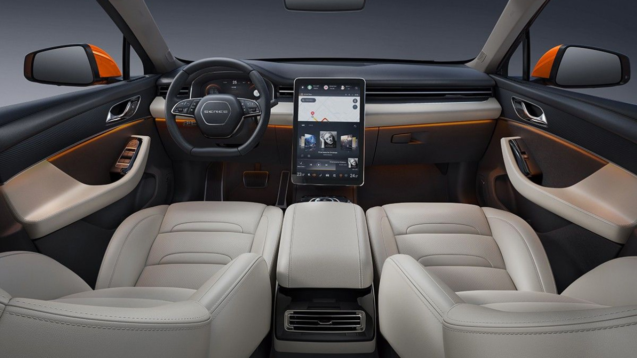 New 2024 SERES 5 Launched In The UAE | Price, Trims, Specs