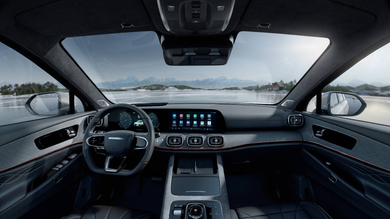 New Jaecoo J8 Revealed In The UAE | 2L TGDI | 24-inch Display