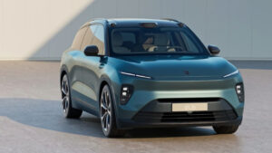 New NIO EL8 Launched In The UAE | Here Are Prices & Specs