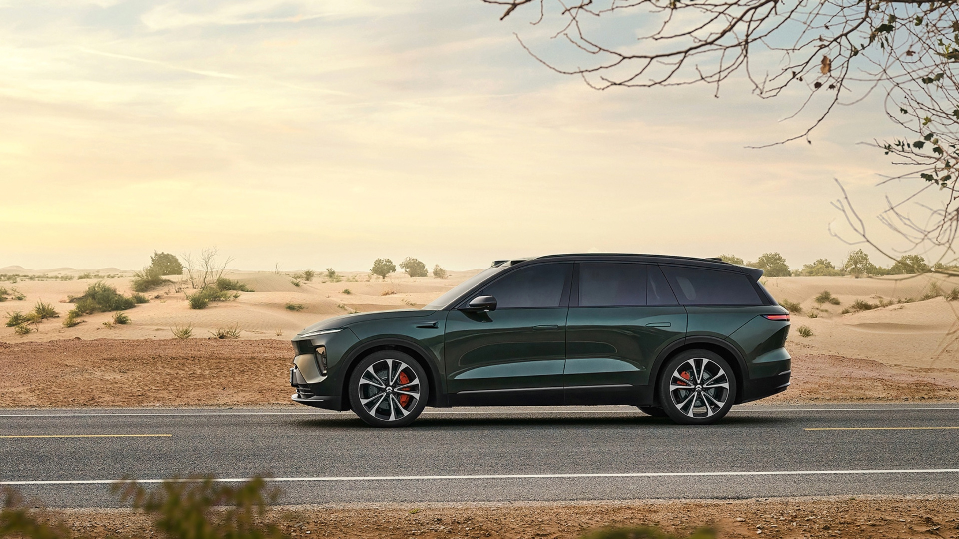 New NIO EL8 Launched In The UAE | Here Are Prices & Specs