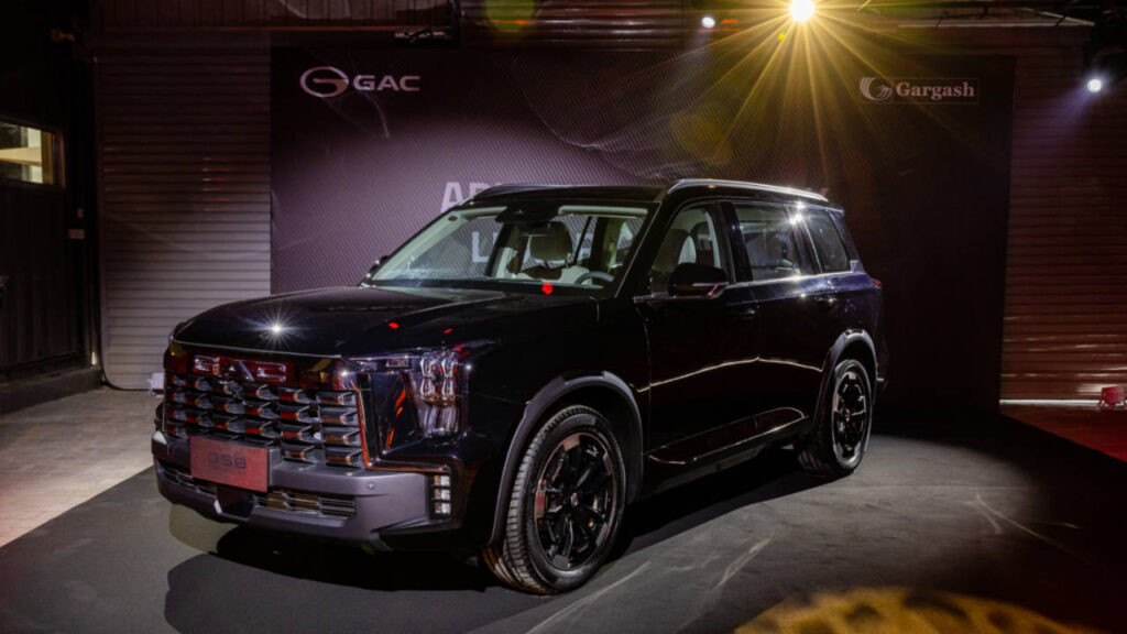 New 2026 GAC GS8 Hybrid & Petrol SUVs Launched In The UAE | AED 149,900