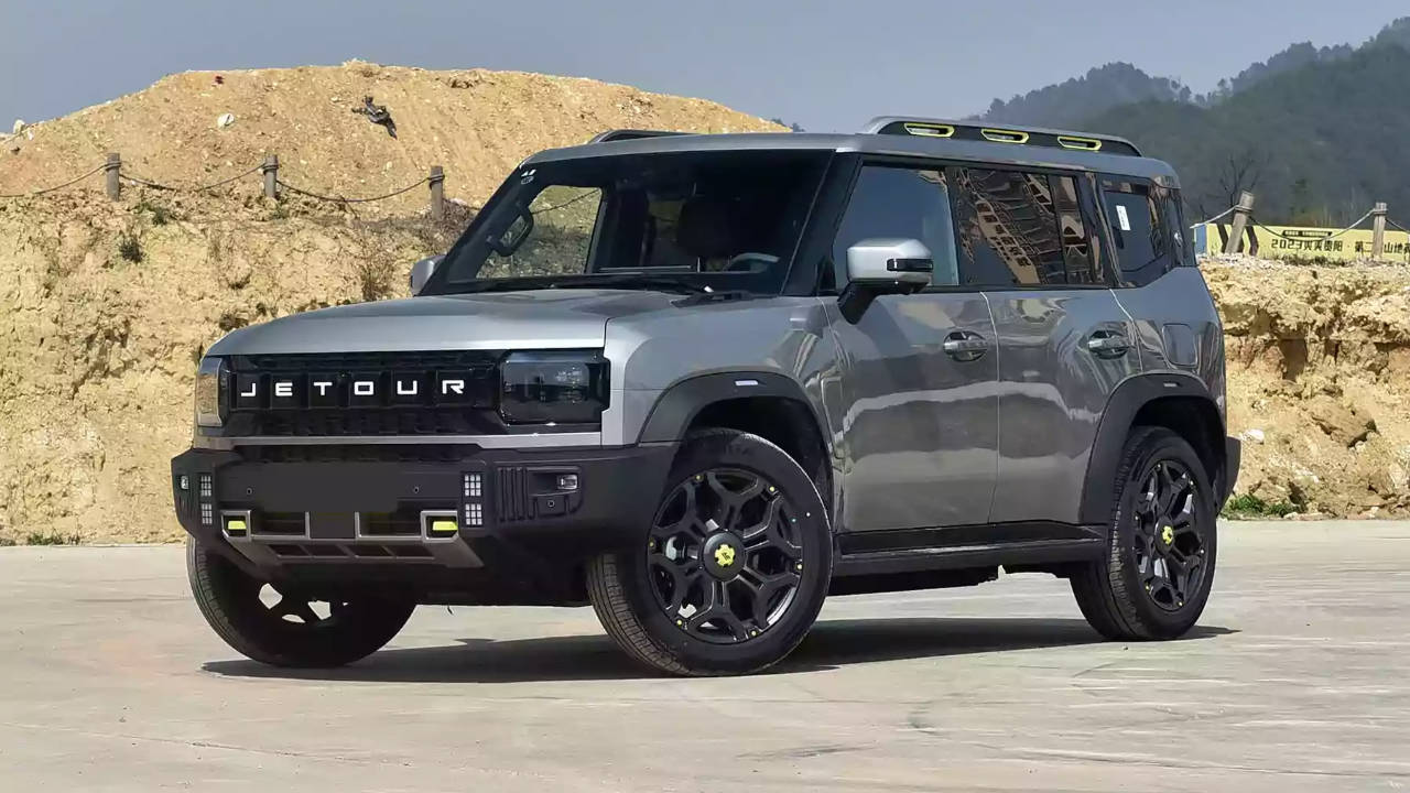 Top 10 Long Range Hybrid Cars For Sale In The UAE | BYD, ROX Land Rover