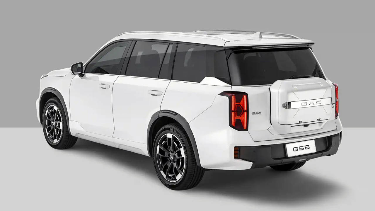 New 2026 GAC GS8 Traveller Launched In The UAE | Priced At AED 139,900