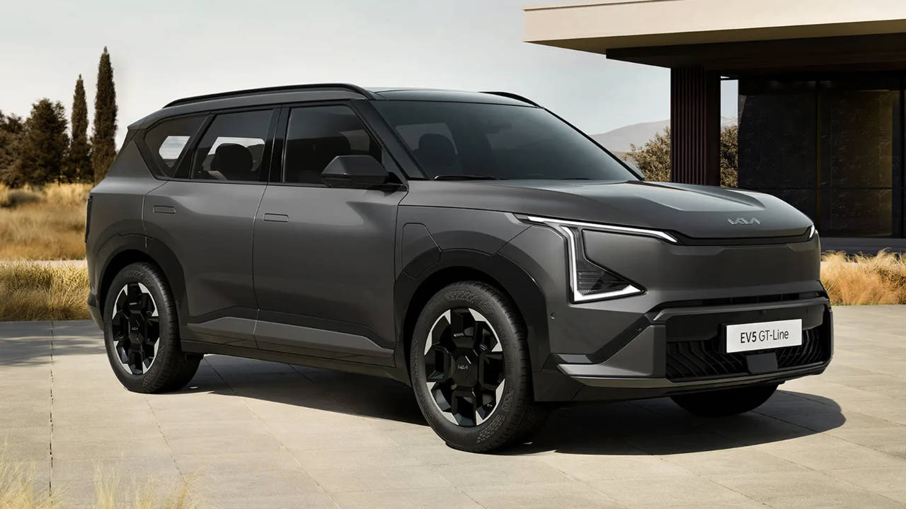 Explore The Best Kia Cars In The UAE | AED 53,550 - 261,650