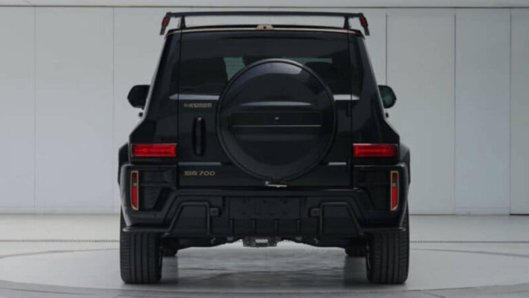 New GWM Tank 700 Launched In The UAE | Off-road Hybrid SUV